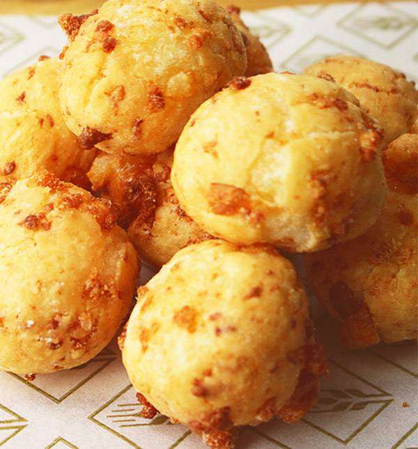 Receita de Pão de Queijo Frito - Comidinhas do Chef