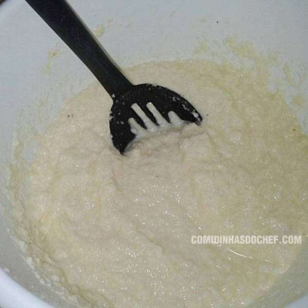 Bolo de Mandioca Ralada - Comidinhas do Chef