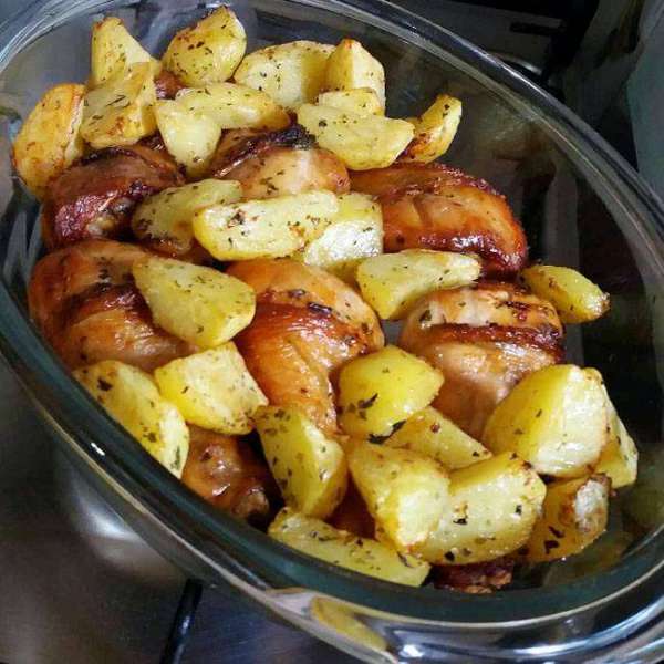 Coxa de Frango Assada com Batata - Comidinhas do Chef
